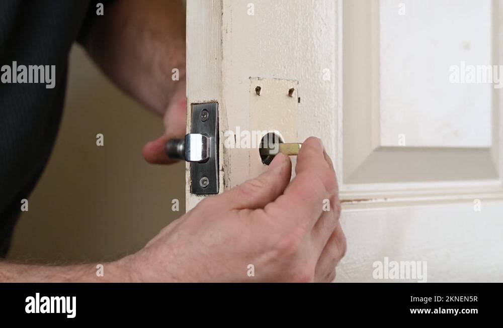 Spindle lock Stock Videos & Footage - HD and 4K Video Clips - Alamy