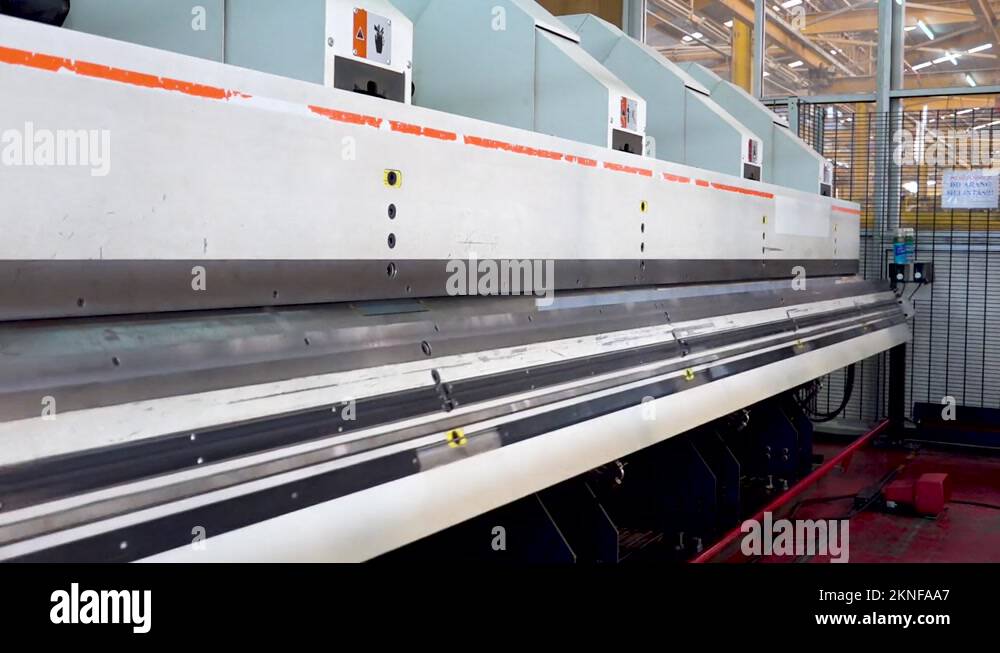 Folding plate Stock Videos & Footage - HD and 4K Video Clips - Alamy