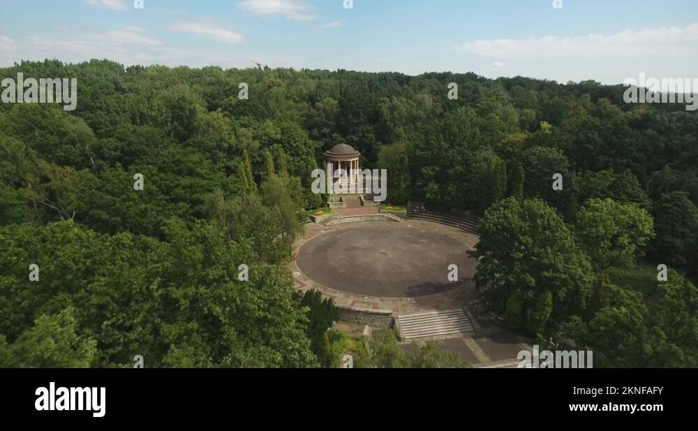 Historic park structure Stock Videos & Footage - HD and 4K Video Clips ...