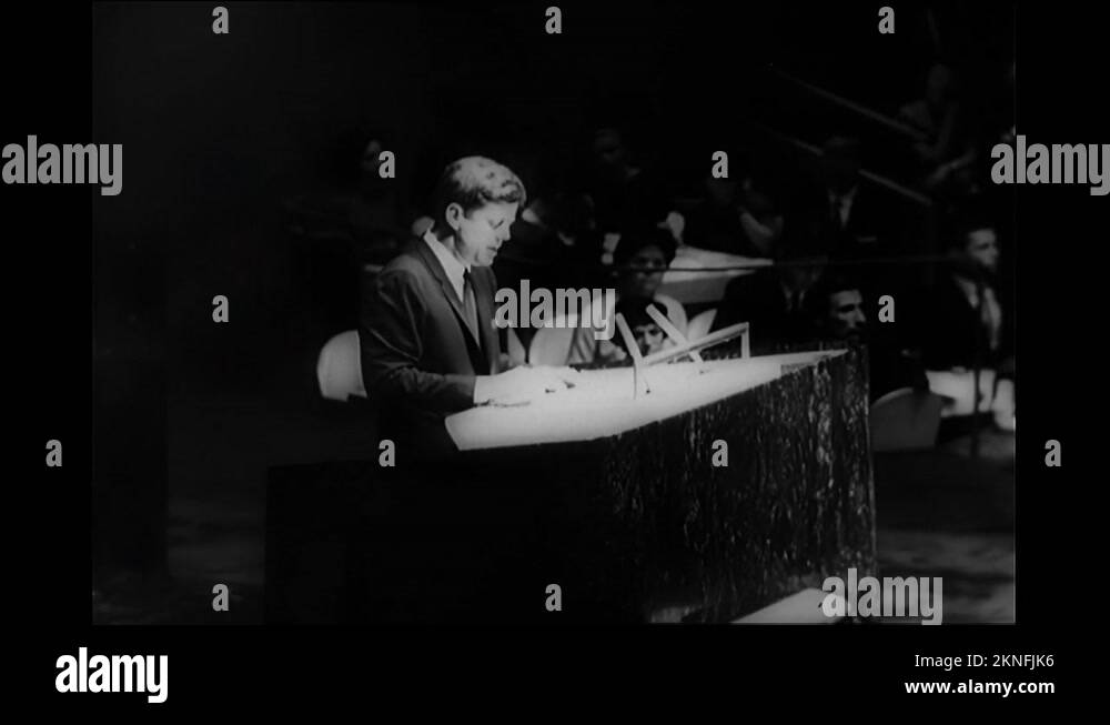 1960s: United Nations. John F. Kennedy gives speech. Men clap Stock ...