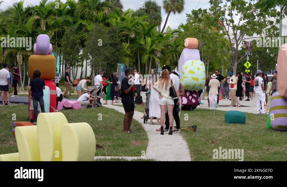 Static art Stock Videos & Footage - HD and 4K Video Clips - Alamy