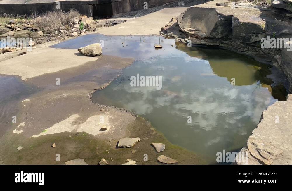 Very large puddle Stock Videos & Footage - HD and 4K Video Clips - Alamy