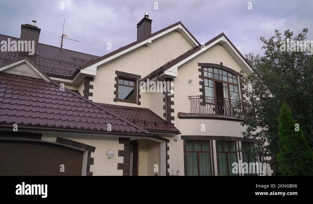 Three storey mansion Stock Videos & Footage - HD and 4K Video Clips - Alamy