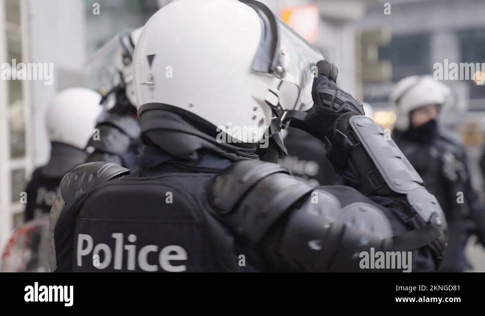 Police gas mask Stock Videos & Footage - HD and 4K Video Clips - Alamy