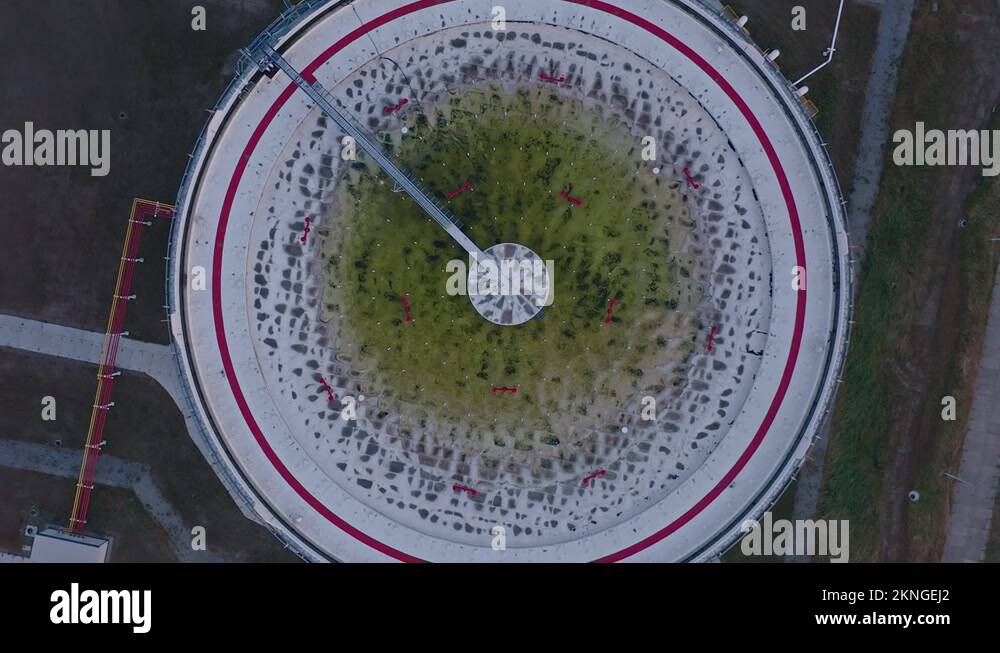 Wastewater Circular Clarifier With Skimmer At Wastewater Treatment ...