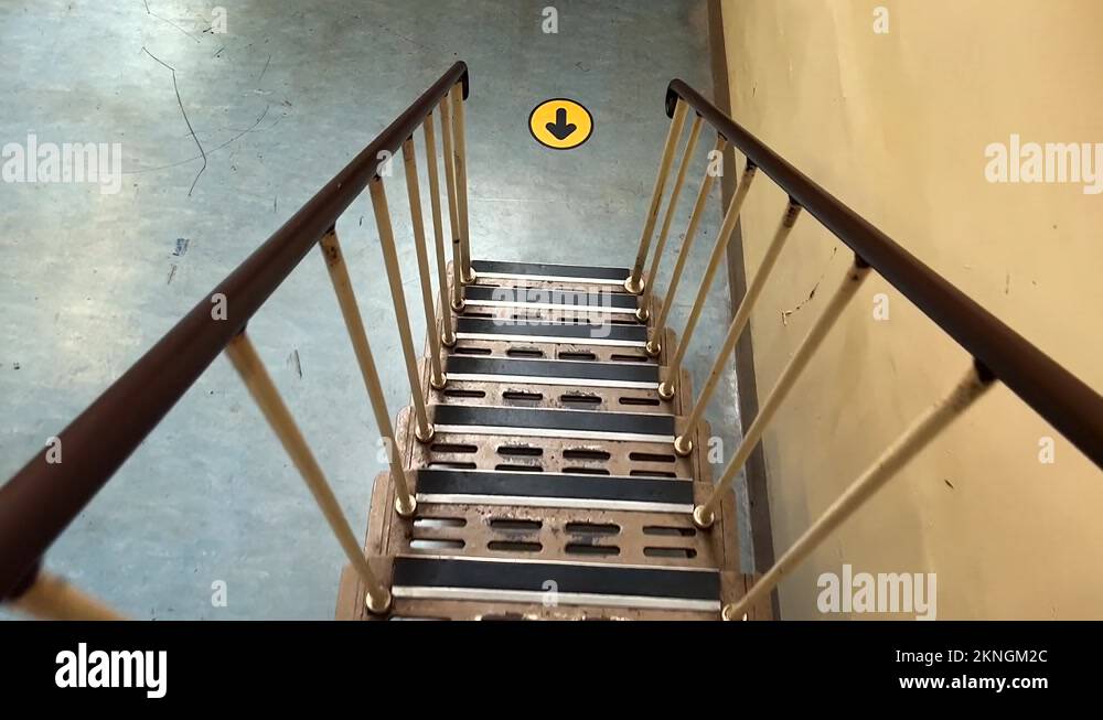 Shrewsbury Prison, Cells And Wing.Prisoners Doing Time, inmates.UK ...