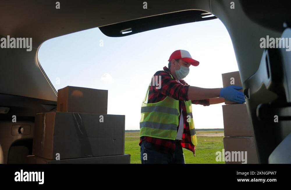 Loaderwithboxes Stock Videos & Footage - HD and 4K Video Clips - Alamy