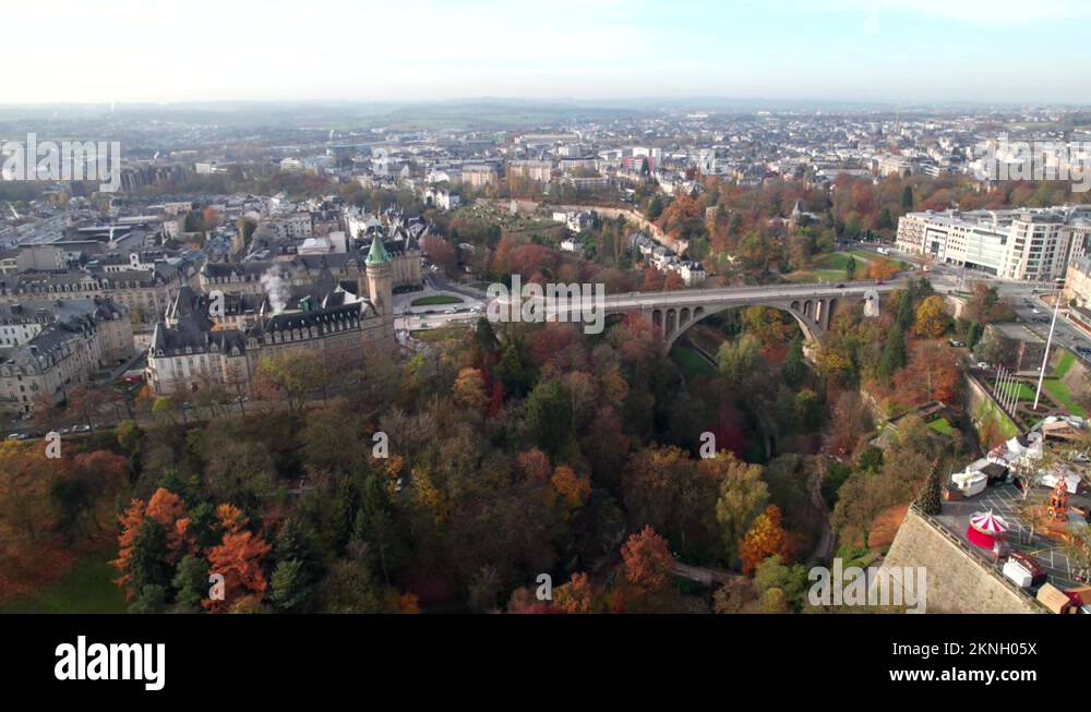 Bank building bridge Stock Videos & Footage - HD and 4K Video Clips - Alamy