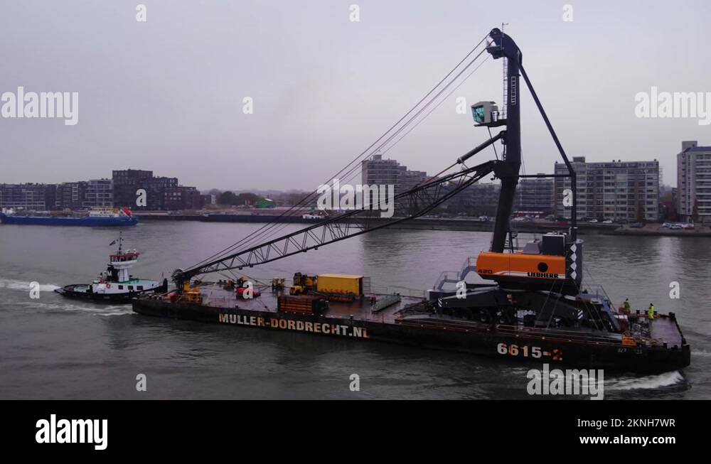 Mobile harbour crane Stock Videos & Footage - HD and 4K Video Clips - Alamy