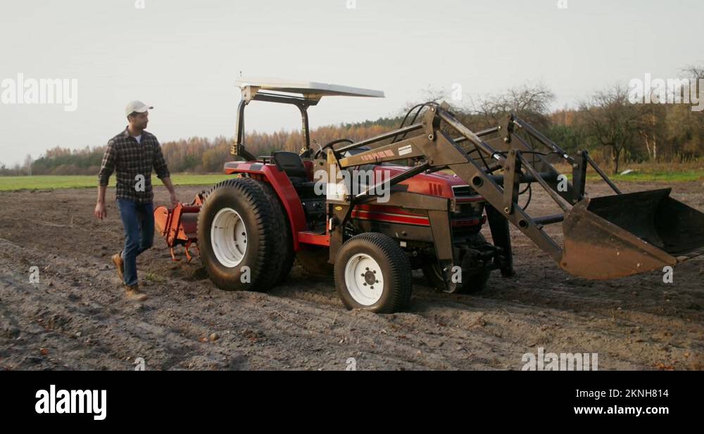 Tractor seat man Stock Videos & Footage - HD and 4K Video Clips - Alamy