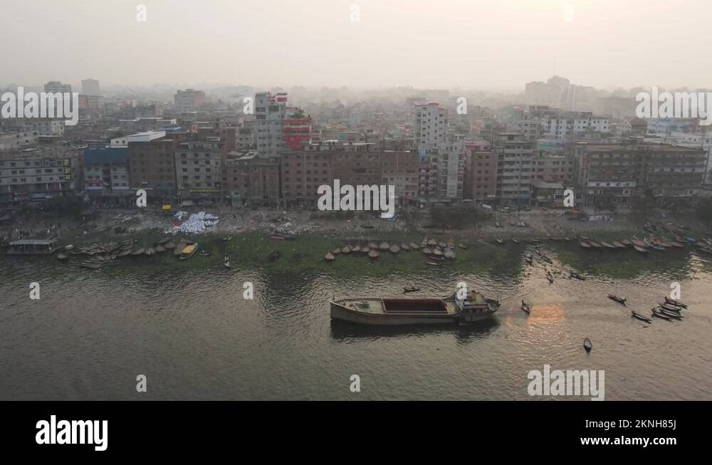 Dhaka building slum Stock Videos & Footage - HD and 4K Video Clips - Alamy