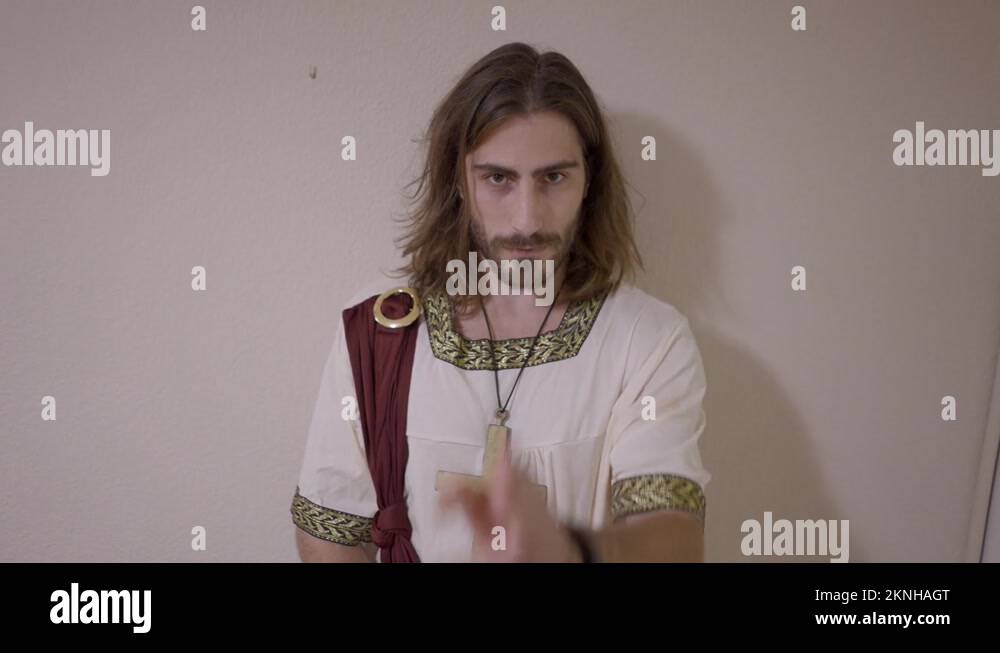 Making sign of cross Stock Videos & Footage - HD and 4K Video Clips - Alamy