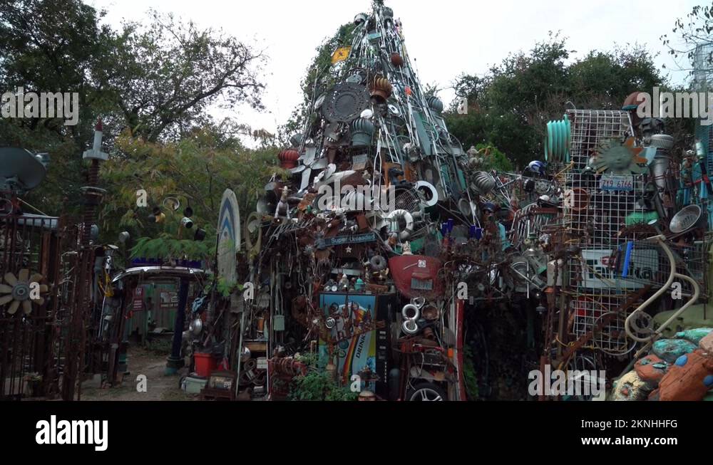 Art from junk Stock Videos & Footage - HD and 4K Video Clips - Alamy