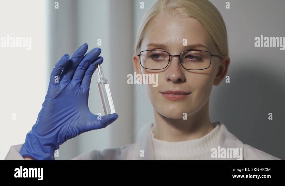 Lab testing mice Stock Videos & Footage - HD and 4K Video Clips - Alamy