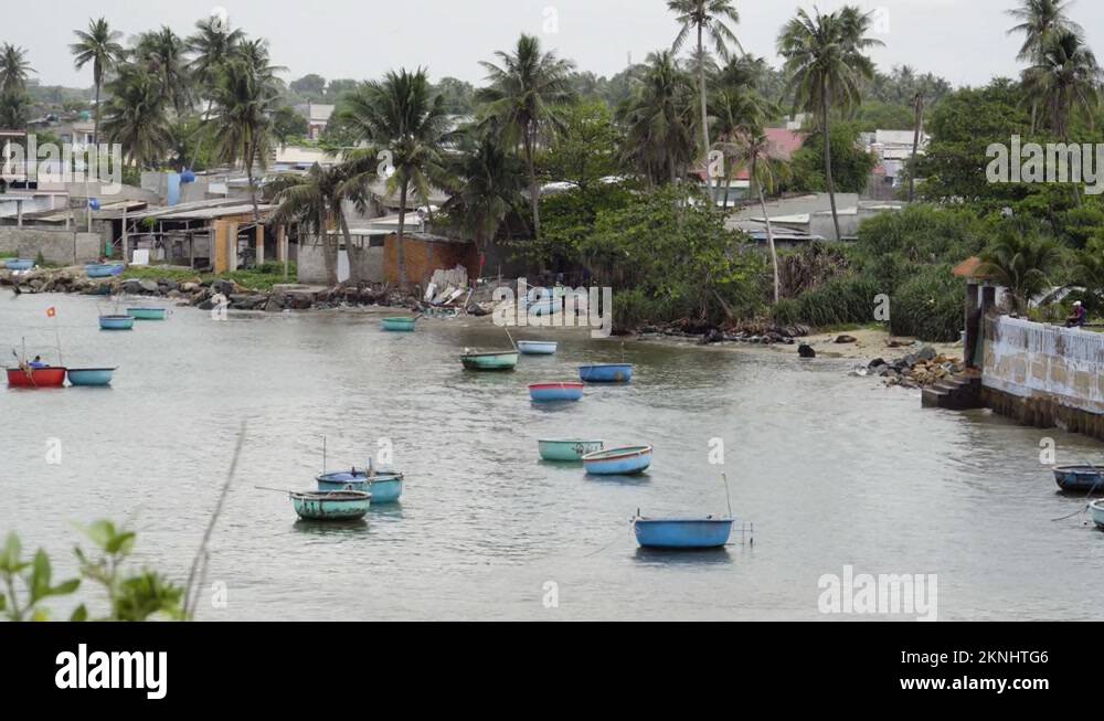 Shape boat Stock Videos & Footage - HD and 4K Video Clips - Alamy