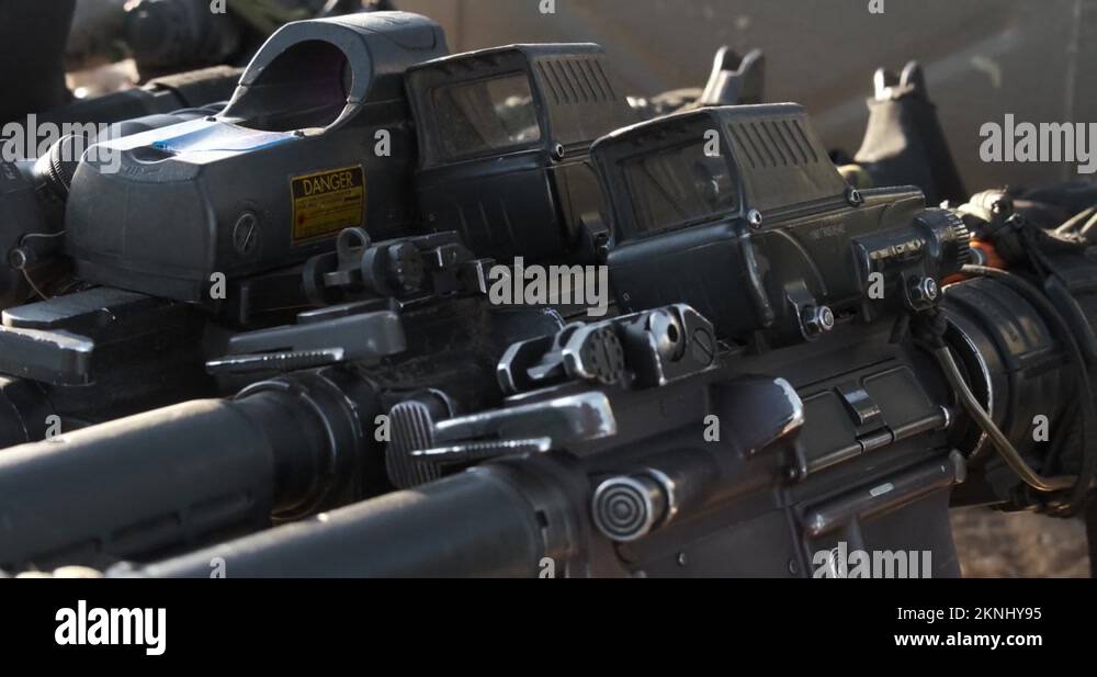 Combat rifles Stock Videos & Footage - HD and 4K Video Clips - Alamy