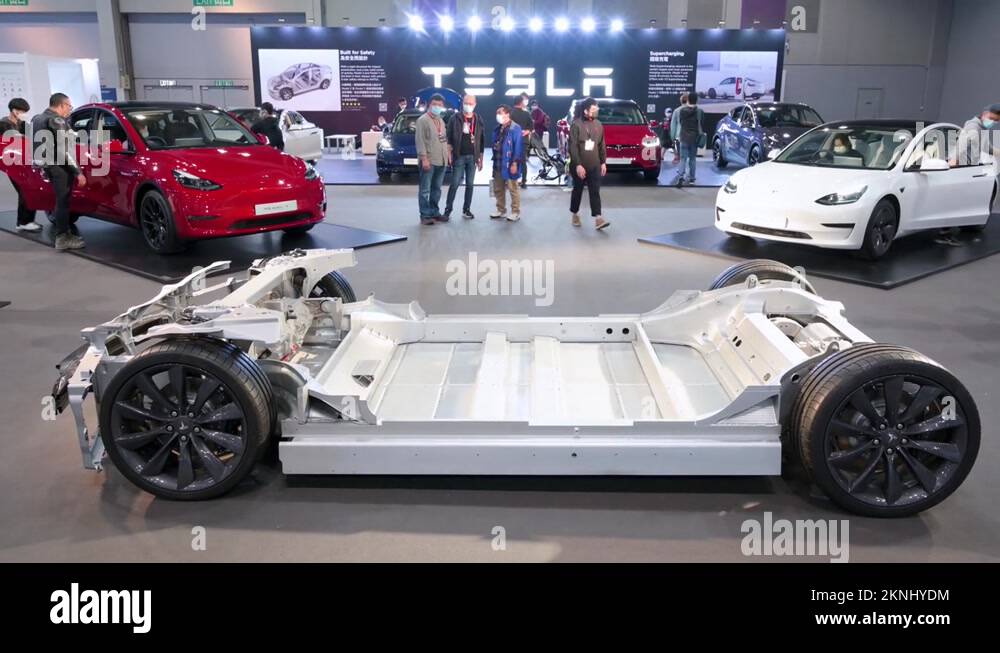Tesla motor Stock Videos & Footage - HD and 4K Video Clips - Alamy