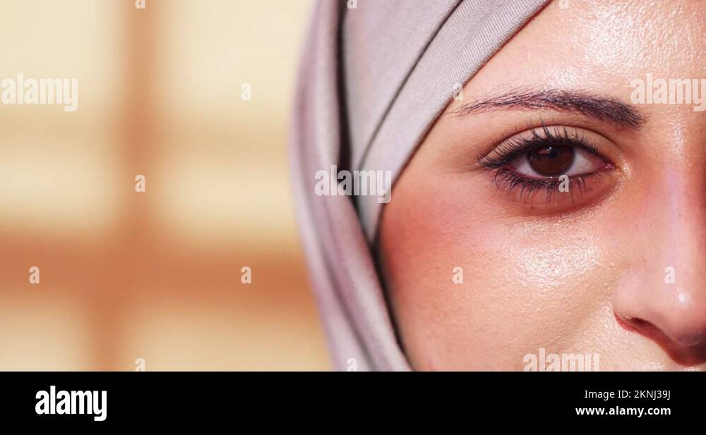 Veiled face Stock Videos & Footage - HD and 4K Video Clips - Alamy