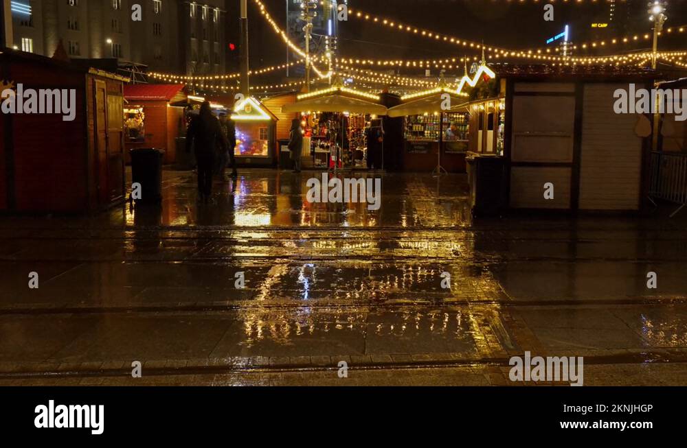 Christmas in the rain Stock Videos & Footage - HD and 4K Video Clips ...