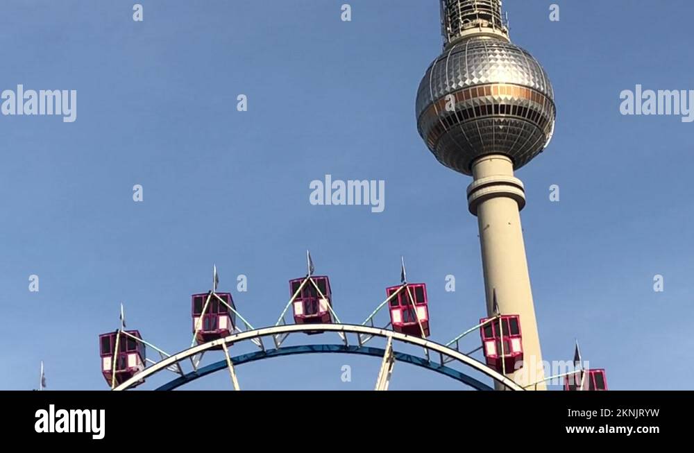 Berlin: Ferris wheel and Television Tower at Alexanderplatz in Mitte ...