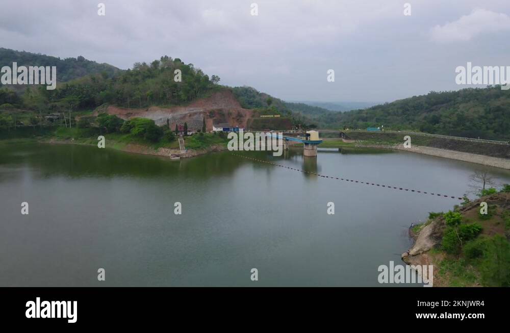 Water dam aerial Stock Videos & Footage - HD and 4K Video Clips - Alamy