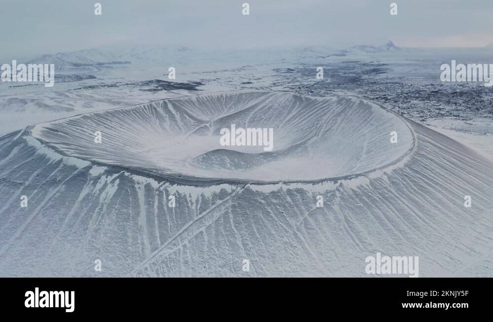 Tuff ring volcano Stock Videos & Footage - HD and 4K Video Clips - Alamy