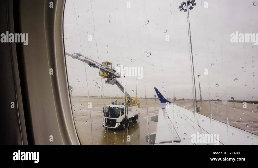 Ice wing Stock Videos & Footage - HD and 4K Video Clips - Alamy