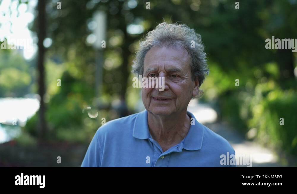 Man male walk walks walking Stock Videos & Footage - HD and 4K Video ...