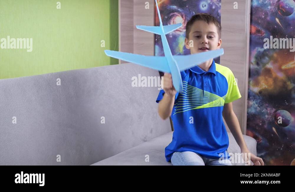 Boy made airplane Stock Videos & Footage - HD and 4K Video Clips - Alamy