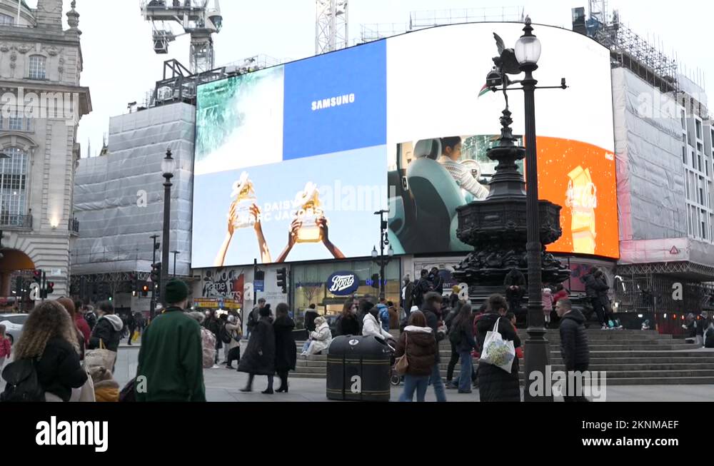 Big screens Stock Videos & Footage - HD and 4K Video Clips - Alamy