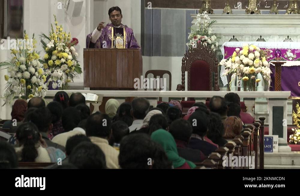 Indian Christian crowded church mass in Sacred Heart Cathedral, New ...