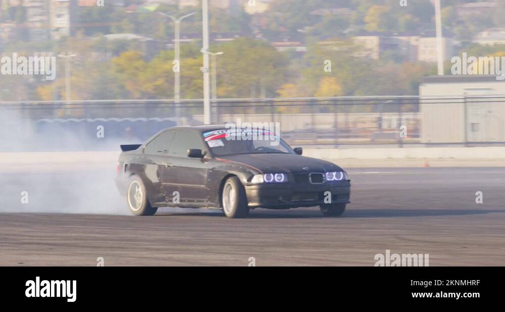 Racing tuned engine Stock Videos & Footage - HD and 4K Video Clips - Alamy