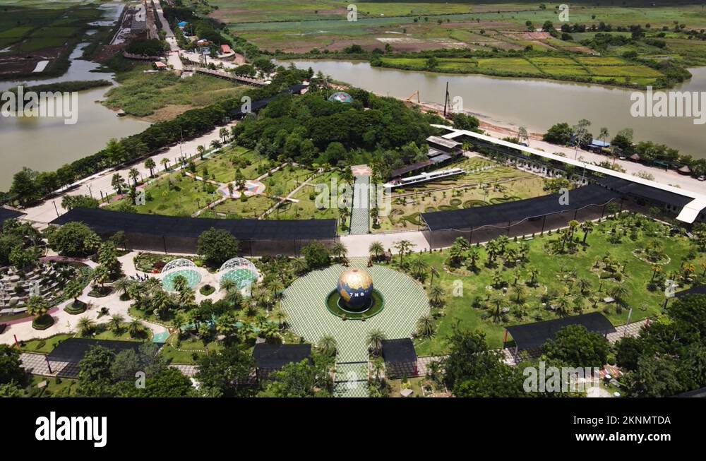 Phnom penh scenic Stock Videos & Footage - HD and 4K Video Clips - Alamy