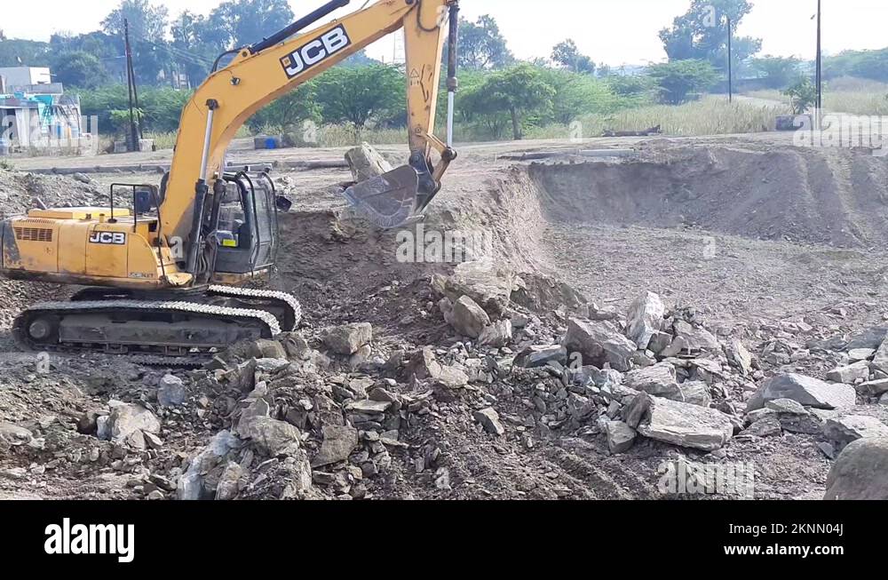 Bucket of clay Stock Videos & Footage - HD and 4K Video Clips - Alamy