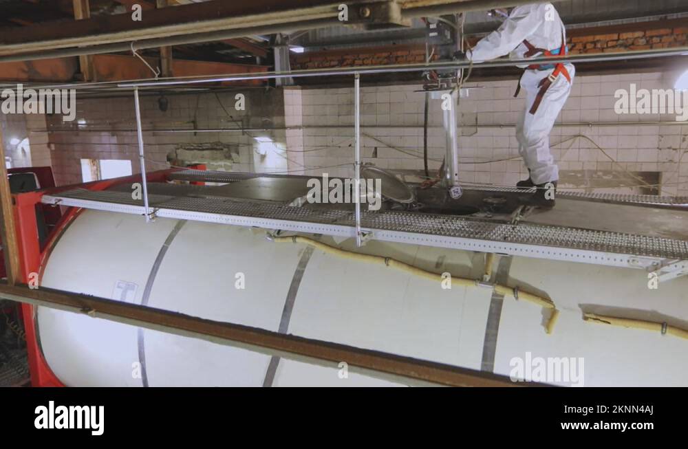 Tank truck cleaning operations. Tanker is in chemical cleaning ...