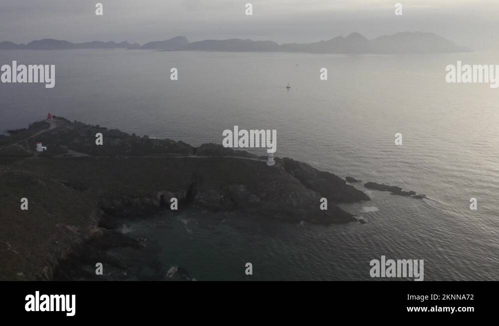 Clifftop lighthouse Stock Videos & Footage - HD and 4K Video Clips - Alamy