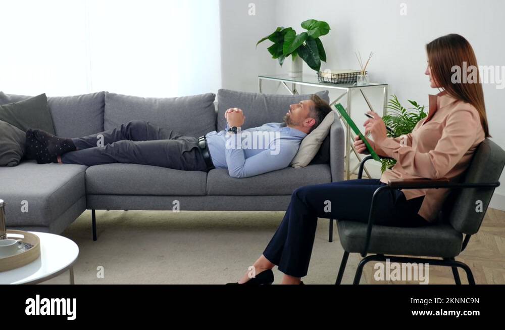 Psychologist chair Stock Videos & Footage - HD and 4K Video Clips - Alamy