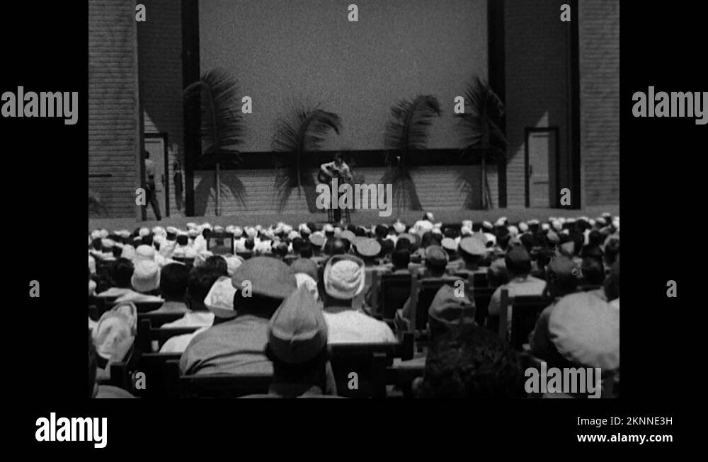 Uso performer Stock Videos & Footage - HD and 4K Video Clips - Alamy