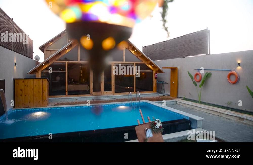 Luxury retirement home Stock Videos & Footage - HD and 4K Video Clips ...