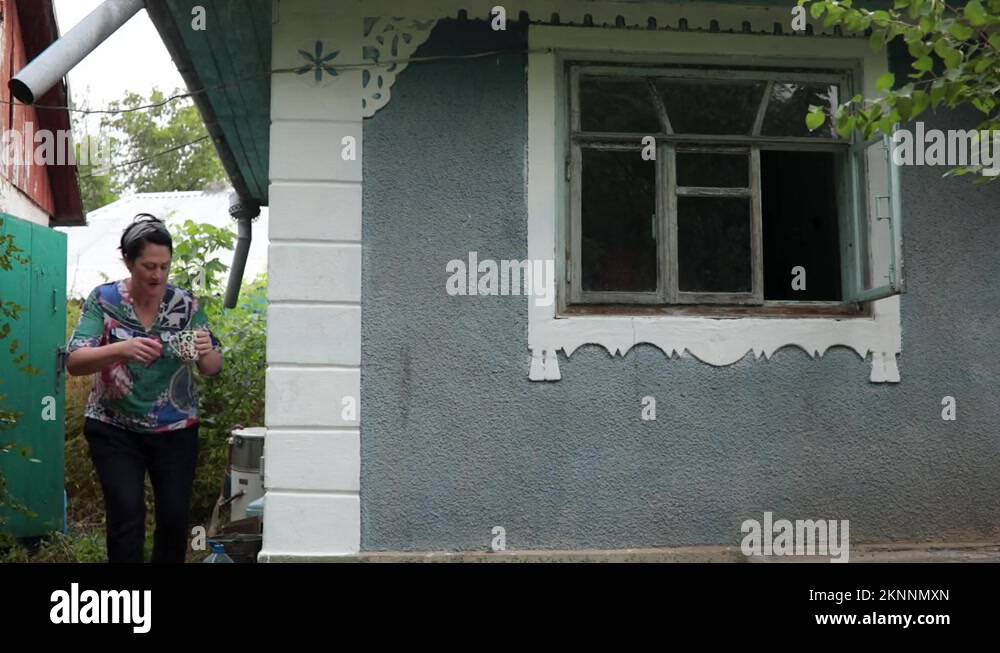 See through cup Stock Videos & Footage - HD and 4K Video Clips - Alamy