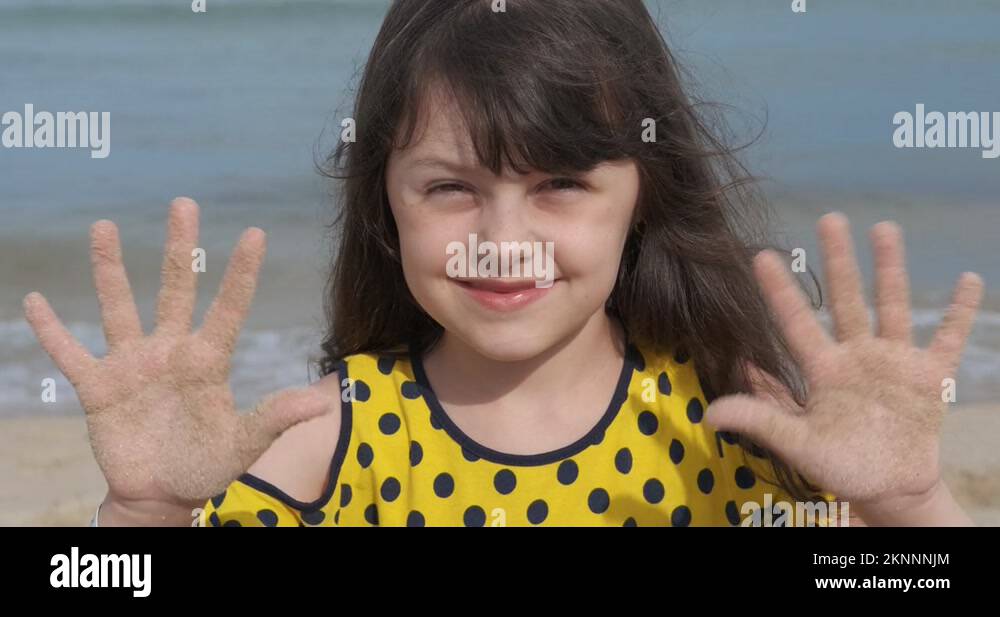 Sandy hands Stock Videos & Footage - HD and 4K Video Clips - Alamy