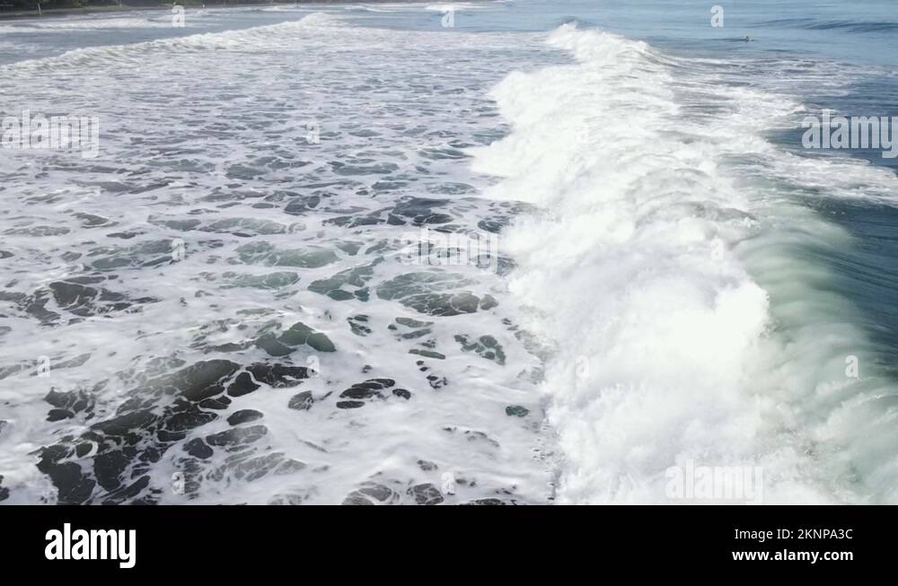 Deep blue wave Stock Videos & Footage - HD and 4K Video Clips - Alamy