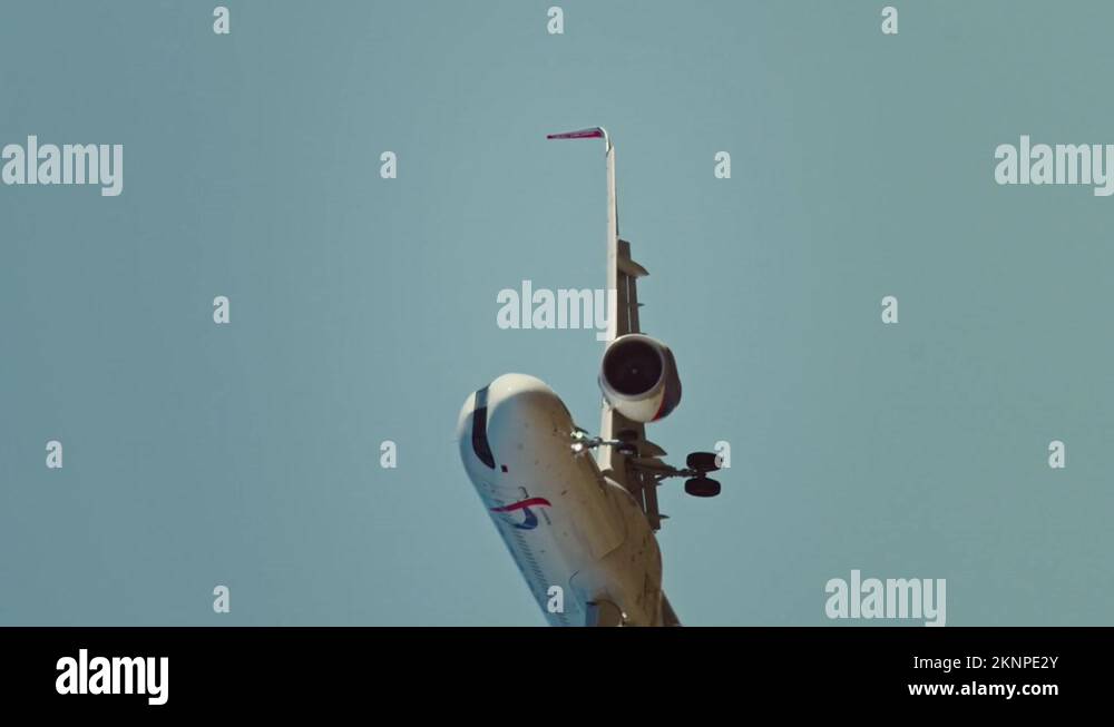 A320 neo airbus Stock Videos & Footage - HD and 4K Video Clips - Alamy