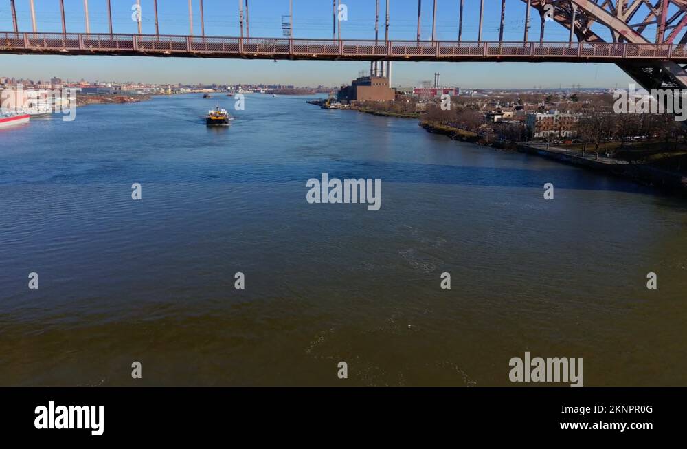 Hell gate bridge and amtrak Stock Videos & Footage - HD and 4K Video ...