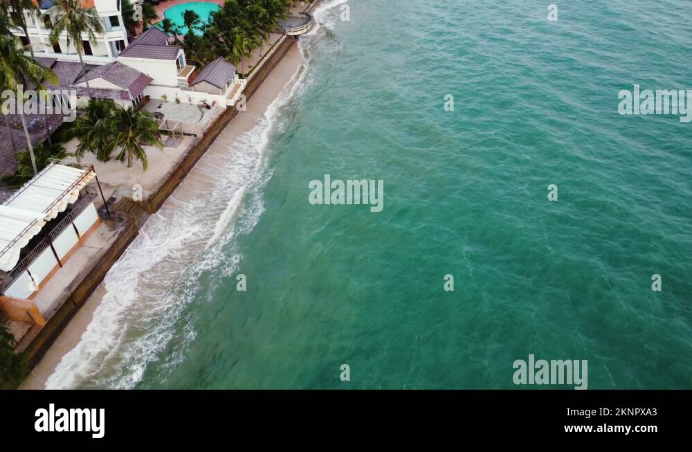 High tide levels Stock Videos & Footage - HD and 4K Video Clips - Alamy