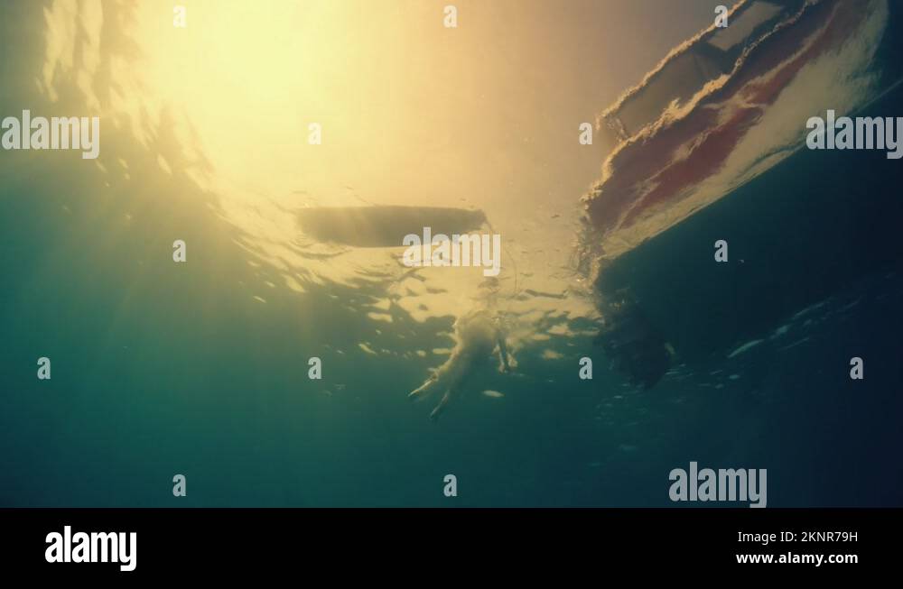 Boat underwater view Stock Videos & Footage - HD and 4K Video Clips - Alamy