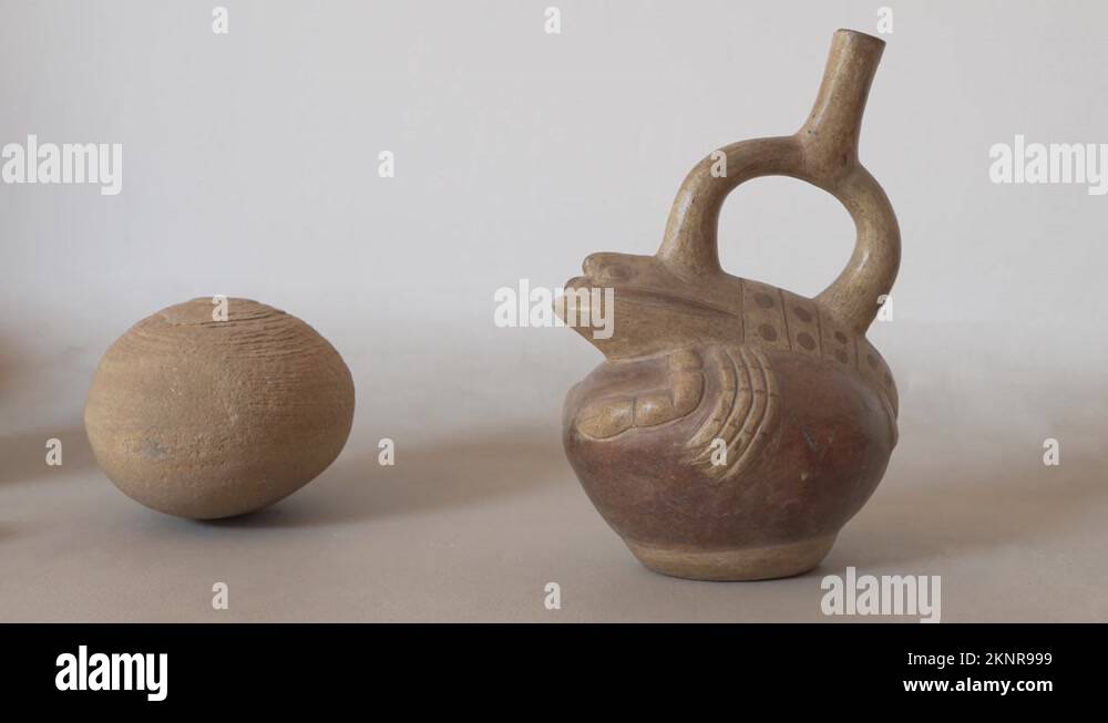 Ancient peru pottery Stock Videos & Footage - HD and 4K Video Clips - Alamy