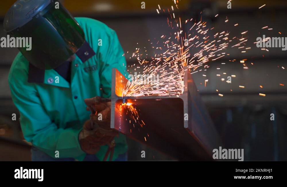 Steel i beam Stock Videos & Footage - HD and 4K Video Clips - Alamy
