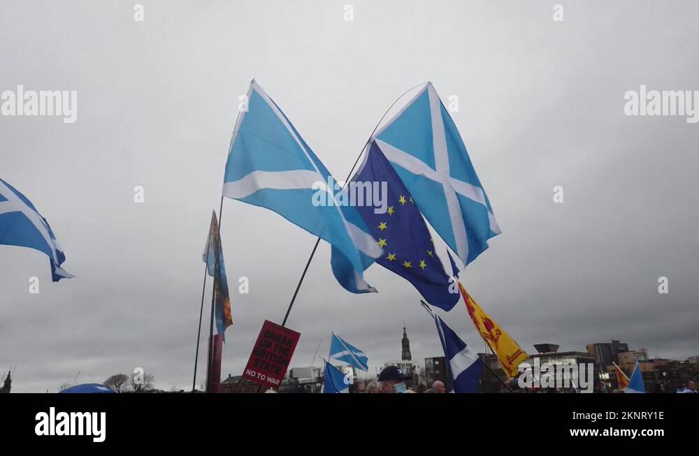 Flying the saltire Stock Videos & Footage - HD and 4K Video Clips - Alamy