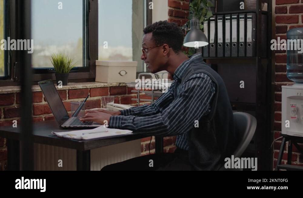 Commercial manager Stock Videos & Footage - HD and 4K Video Clips - Alamy